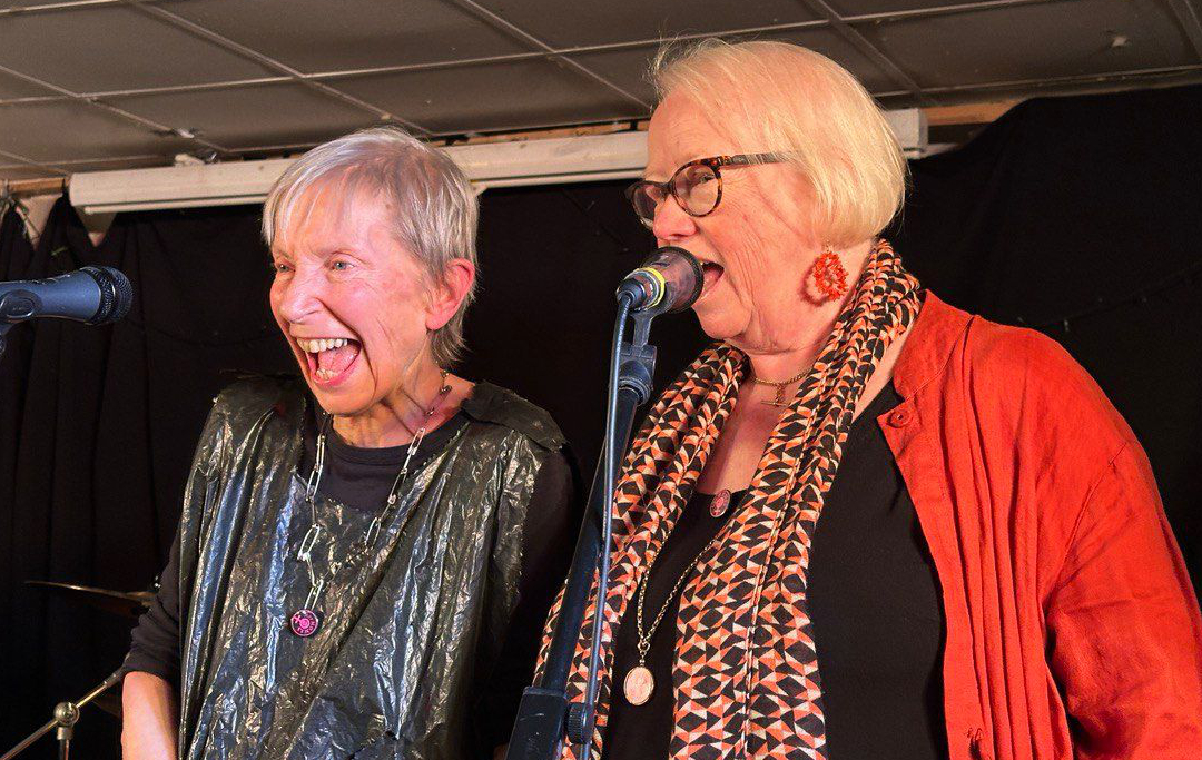 The horMONES.org ♫