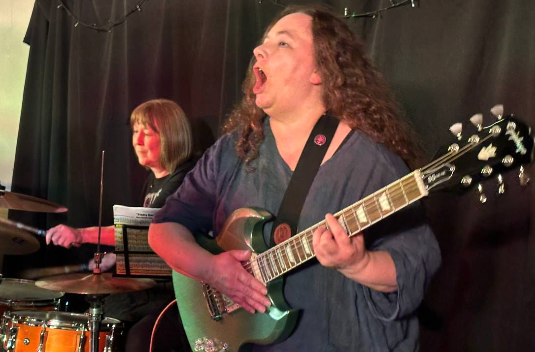 The horMONES.org ♫